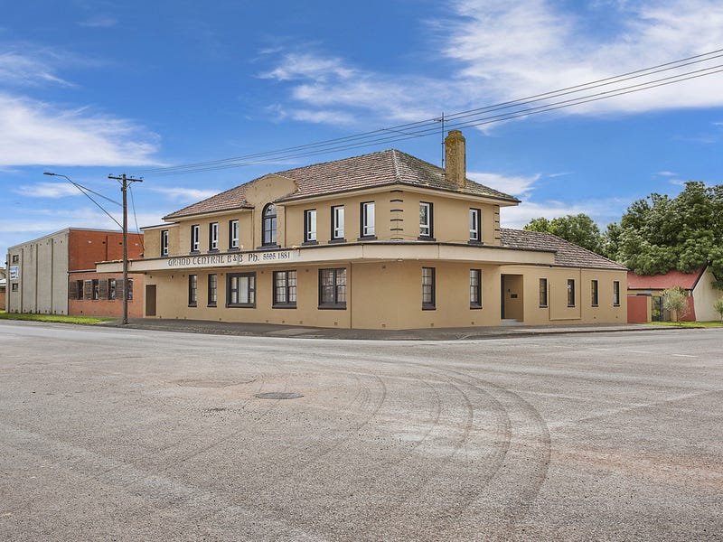 30 Victoria Street, Cobden, Vic 3266 - Property Details