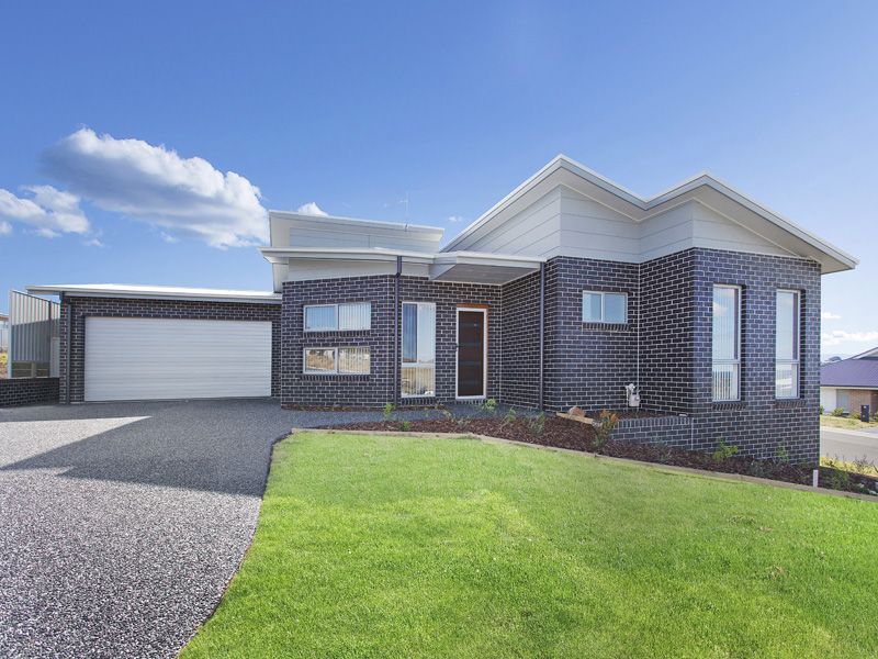 15 Rangoon Avenue, Shell Cove, NSW 2529