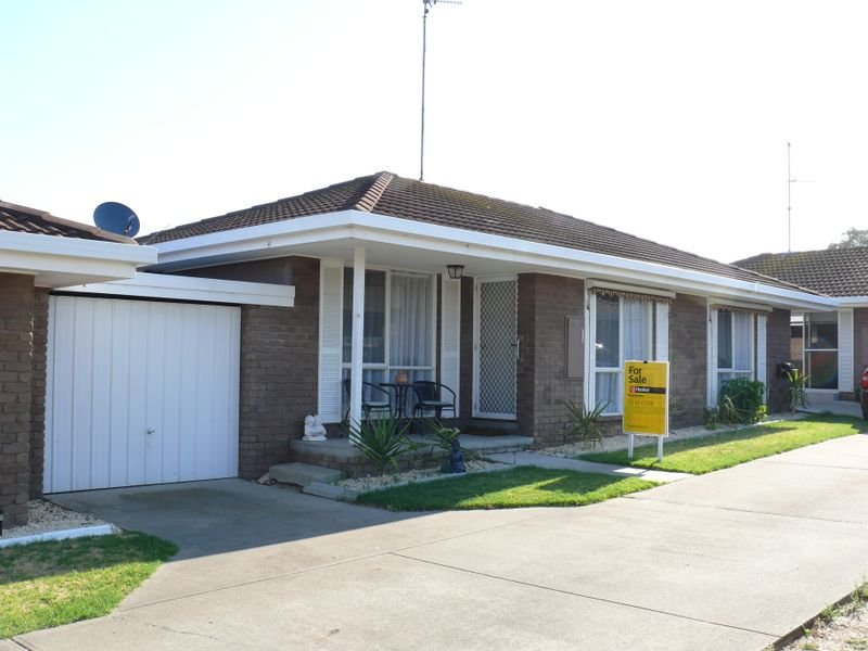 Unit 2/27 Main Road, Paynesville, Vic 3880 - Property Details