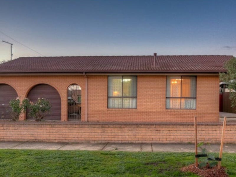 2 Elsa Court, Wodonga, VIC 3690 - realestate.com.au