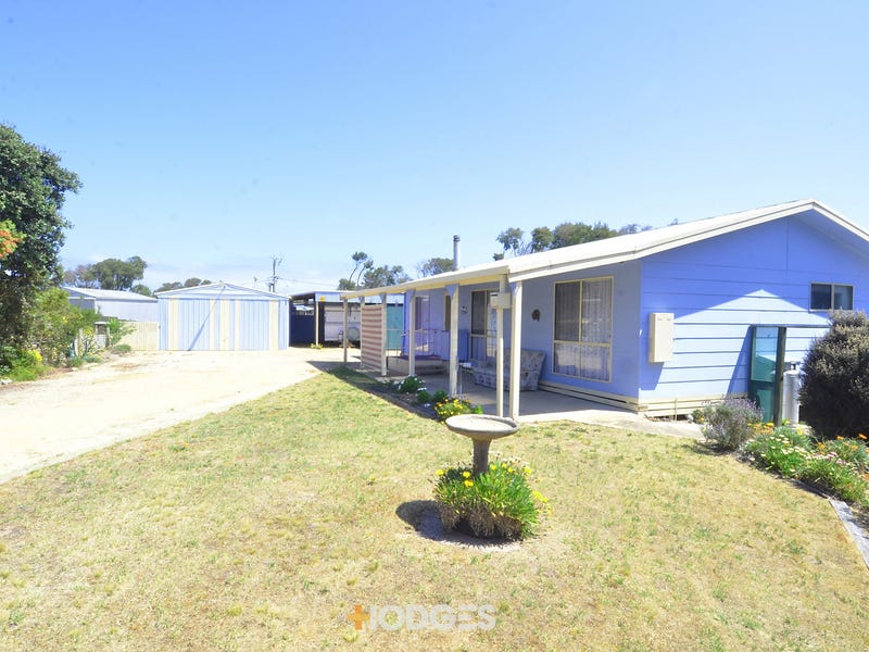 33 Pacific Court, Golden Beach, VIC 3851 - realestate.com.au