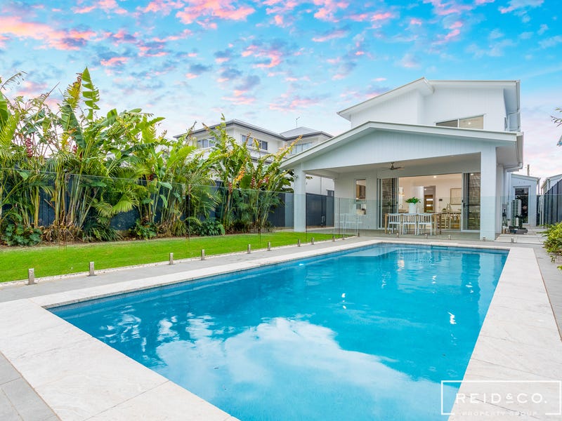 585A Oxley Avenue, Scarborough, Qld 4020 - Property Details
