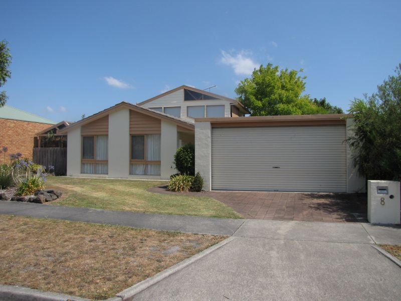 8 Colli Drive, Newborough, Vic 3825 - Property Details