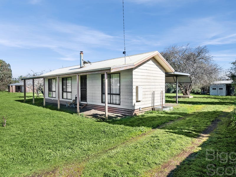 39 Calder Street, Smeaton, Vic 3364 - Property Details