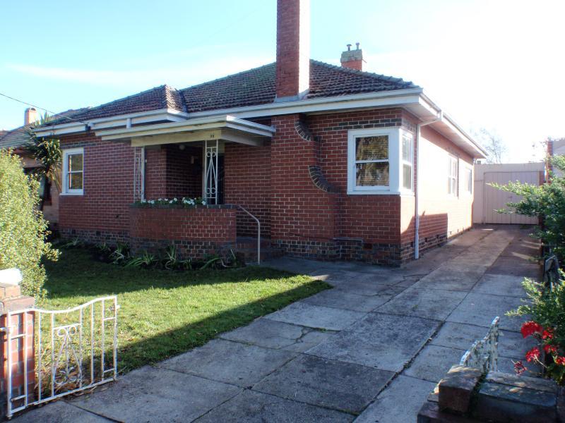32 Duke Street, Newington, VIC 3350 - realestate.com.au