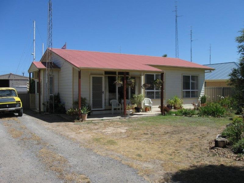 30 Crampton Cres, Port Victoria, SA 5573 - realestate.com.au