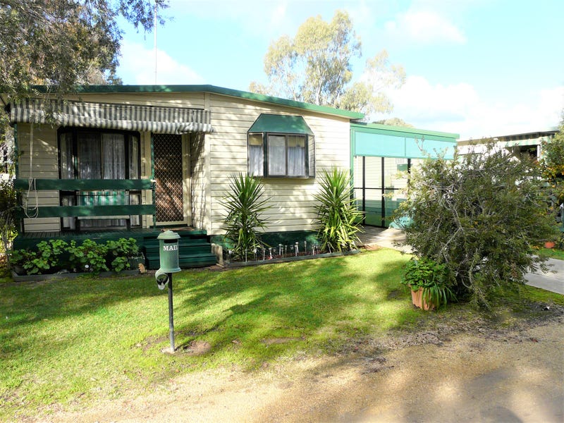 i 6 Fifth Avenue, Boomerang Way Tourist Park, Tocumwal, NSW 2714 ...