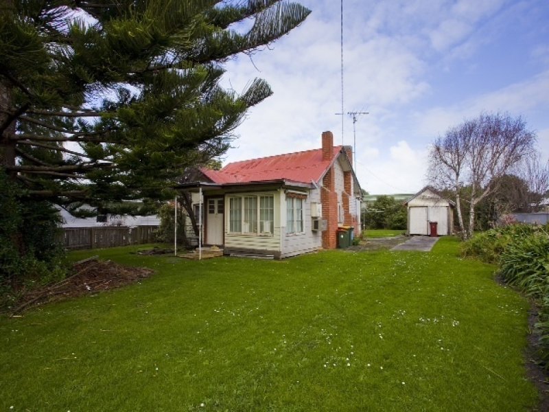 5 Martin Street, Apollo Bay, VIC 3233 - realestate.com.au