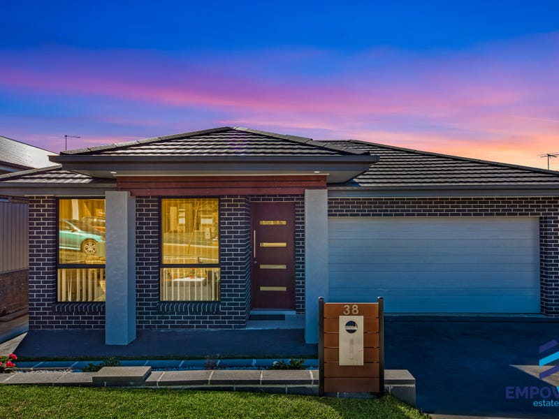 38 Crowley Boulevard, Claymore, NSW 2559 - realestate.com.au