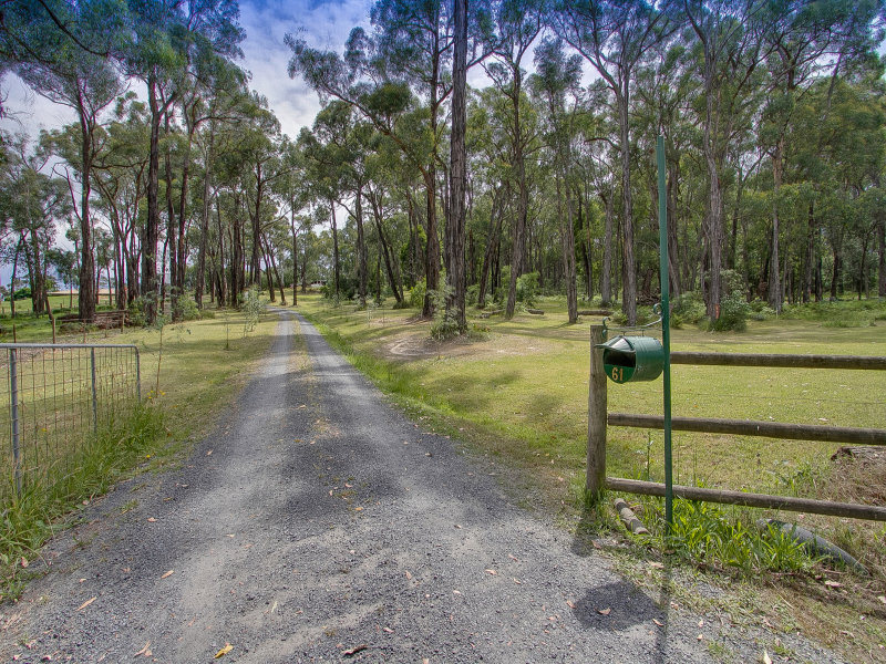 61 Angus Road, Yellingbo, Vic 3139 - Property Details