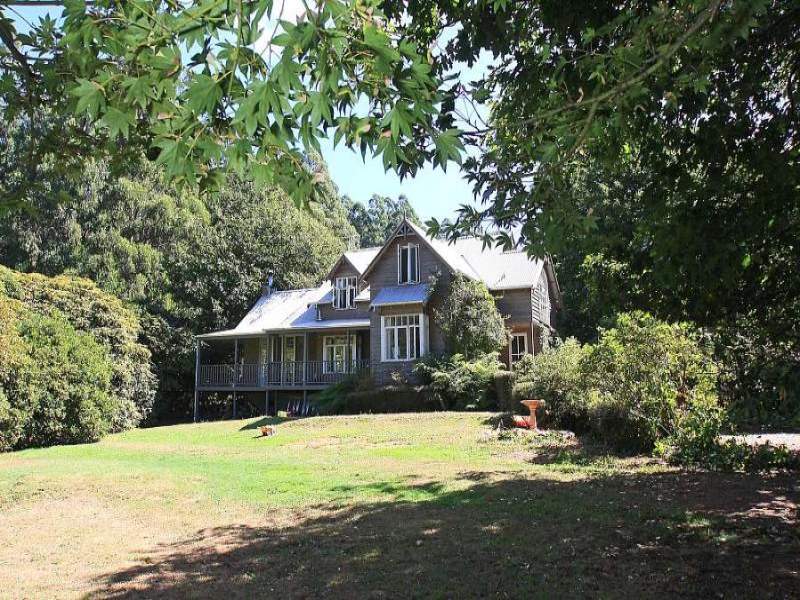 76 Falls Road, Kalorama, Vic 3766 - Property Details