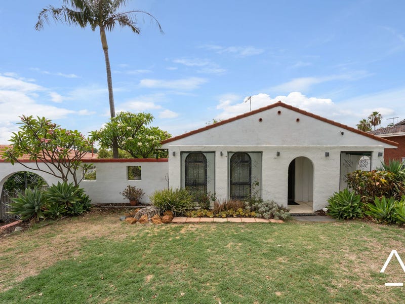 18 Cameron Way, Kardinya, WA 6163 - Property Details