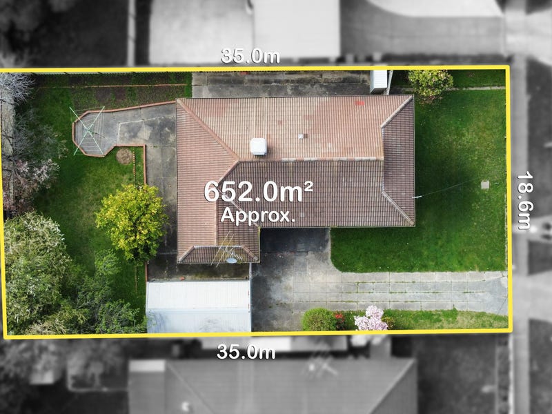 4 Bridgewater Road, Craigieburn, Vic 3064 - Property Details