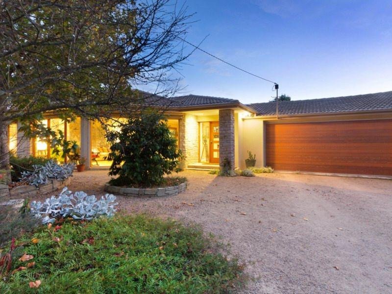 42 Roehampton Cres, Mount Eliza, VIC 3930 - realestate.com.au