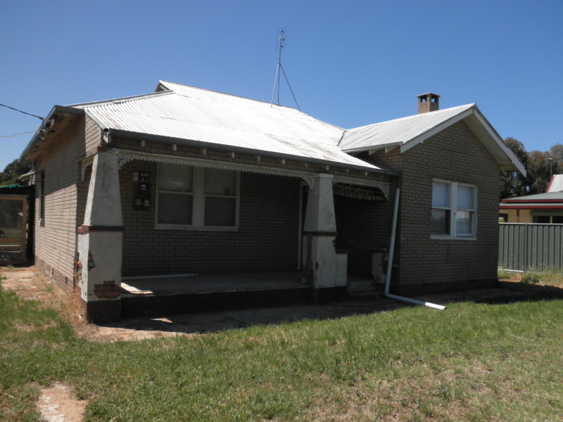 11 King Street, Dingee, Vic 3571 - Property Details