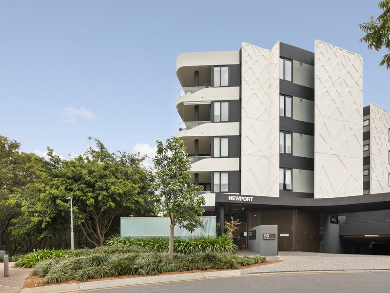 9207/50 Parkside Circuit, Hamilton, Qld 4007 - Property Details