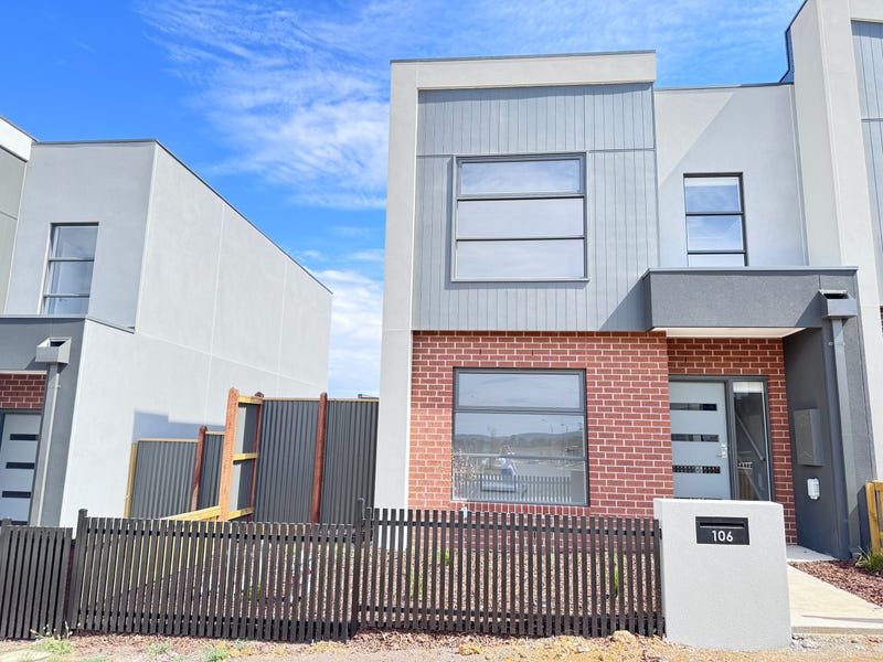 106 Carnival Boulevard, Berwick, VIC 3806 - realestate.com.au