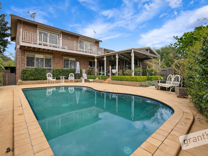 38 Kramer Drive, Berwick, Vic 3806 - Property Details