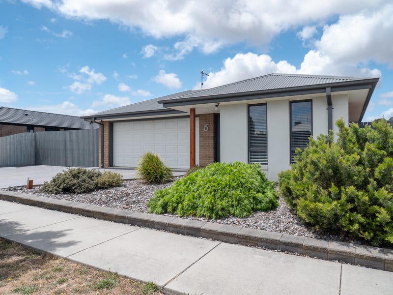 6 Racecourse Crescent, Dalyston, Vic 3992 - Property Details