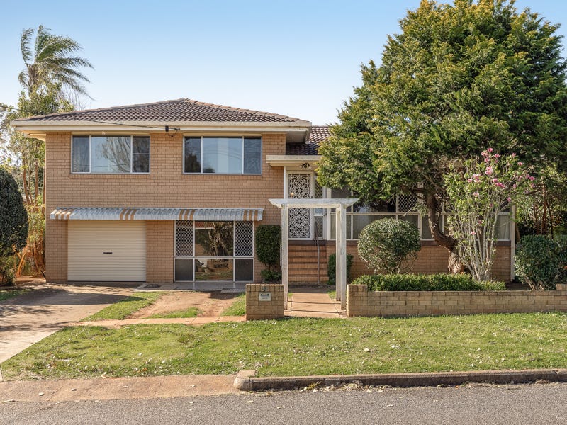 38 Barrymount Cres, Mount Lofty, QLD 4350 - realestate.com.au