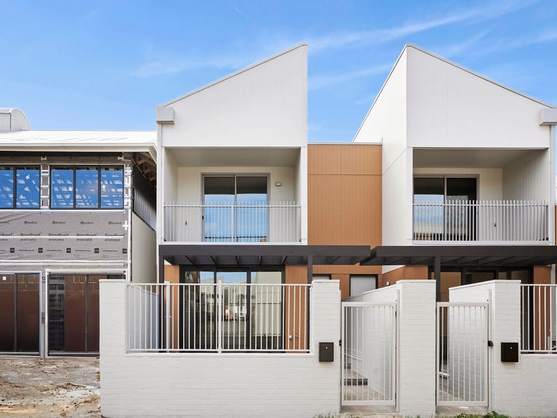 4 Merchant Place, Geelong, VIC 3220 - realestate.com.au