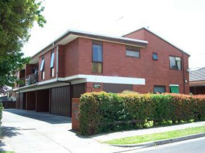 9-11 Ross Street, Coburg, VIC 3058 - realestate.com.au