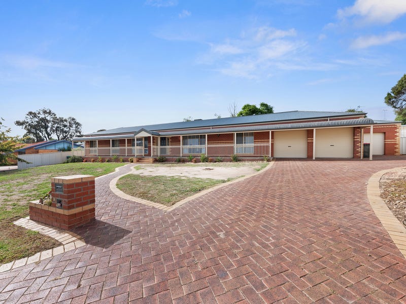 5 David Court, Kennington, Vic 3550 - Property Details