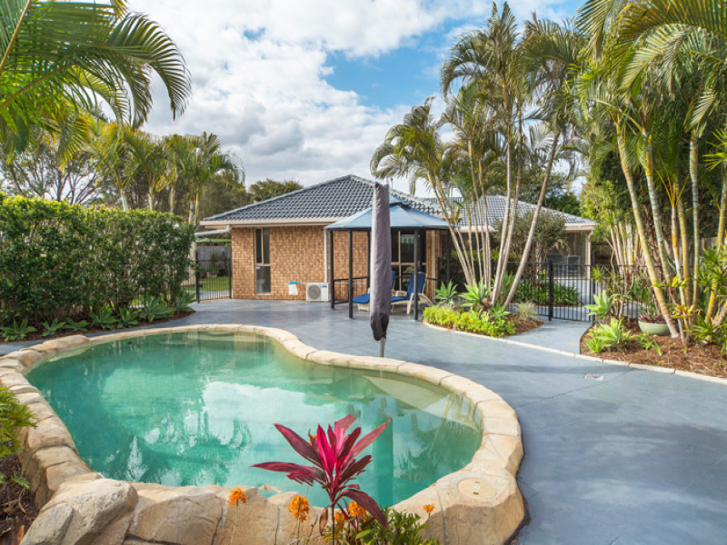 3 Arlene Park Terrace, Helensvale, Qld 4212 - Property Details