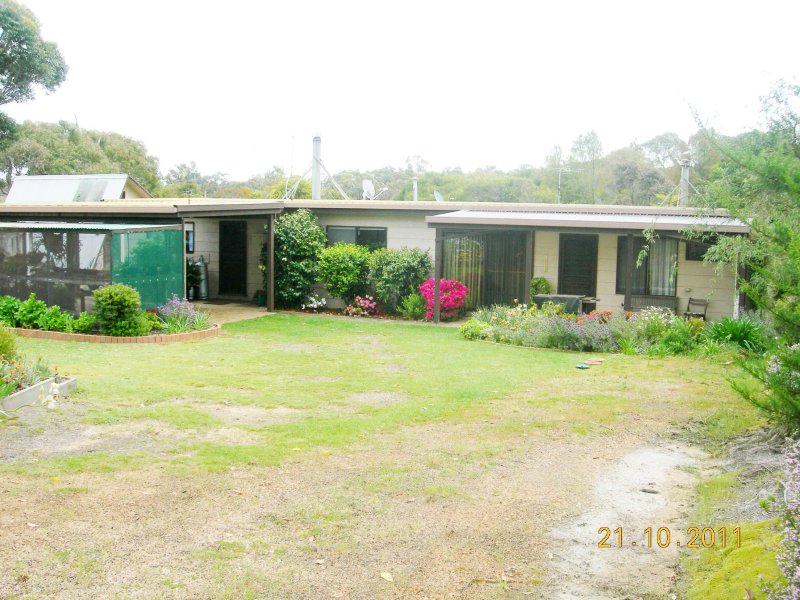 230 Moffats Road, Dereel, Vic 3352 - Property Details