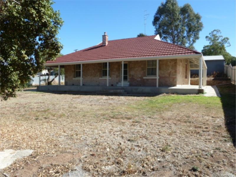 7 North Terrace, Leasingham, SA 5452 - realestate.com.au