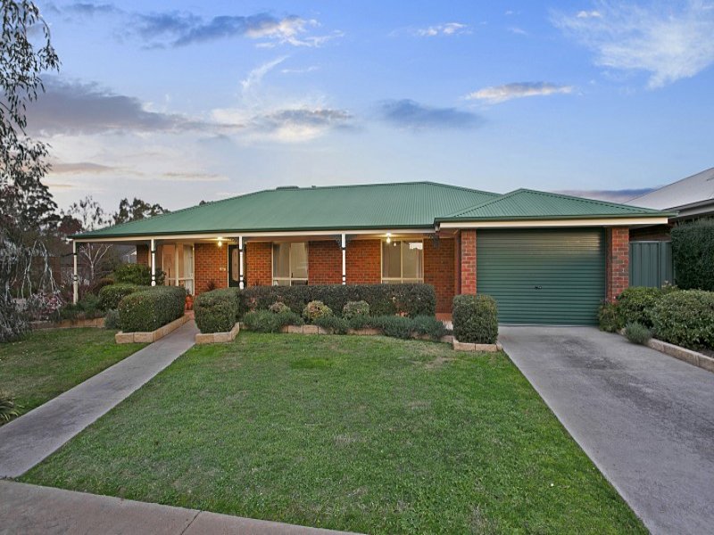 15 Saxby Drive, Strathfieldsaye, VIC 3551 - realestate.com.au