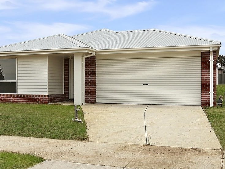 34 Imperial Drive, Colac, VIC 3250 - realestate.com.au