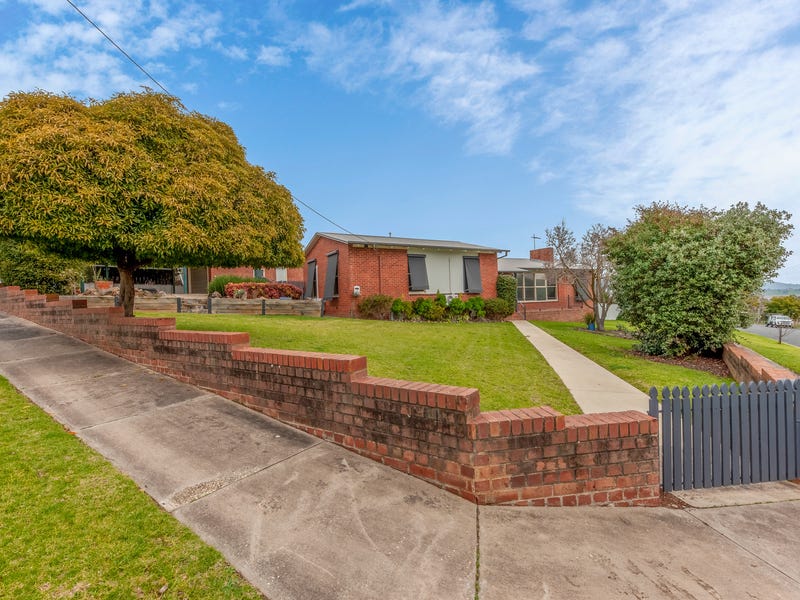 4 Mullawar St, Tallangatta, Vic 3700 - Property Details