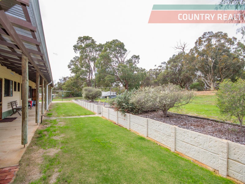 102 Benrua Road, Clackline, WA 6564 - Property Details