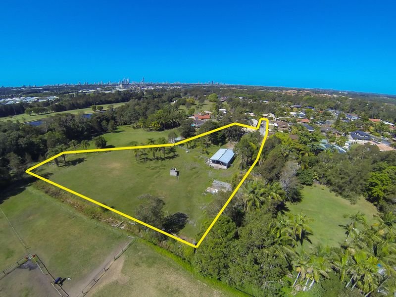 12 Davidson Place, Carrara, Qld 4211 - Property Details