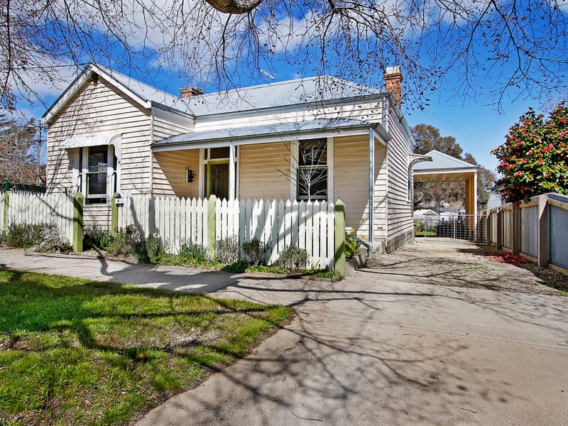 6 Albert Road, Beechworth, Vic 3747 - Property Details