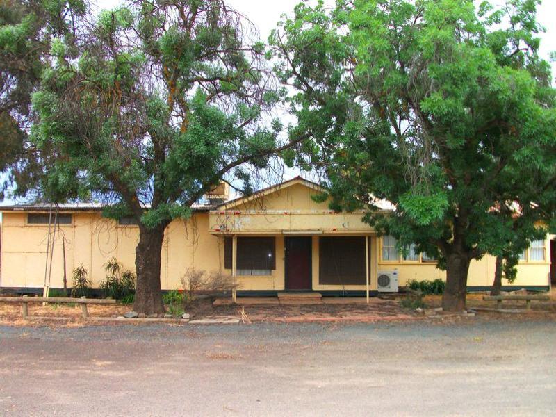 2 Riverina Highway, Finley, NSW 2713 - realestate.com.au