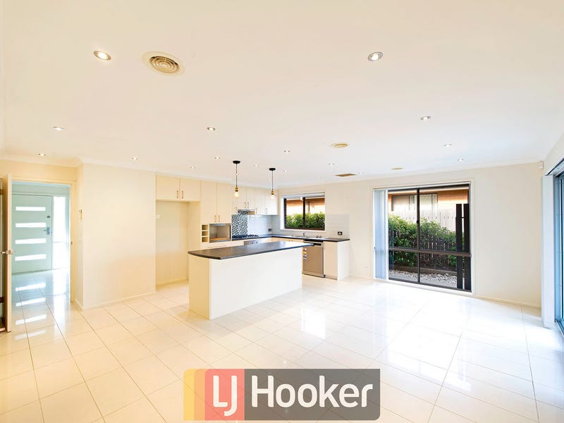 105 Gwen Meredith Loop, Franklin, ACT 2913