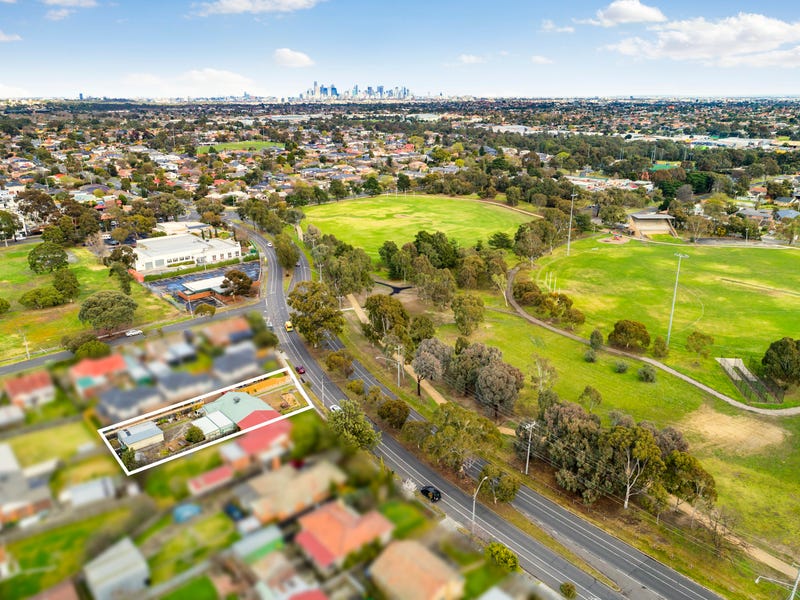 104 Oriel Road, Bellfield, Vic 3081 - Property Details