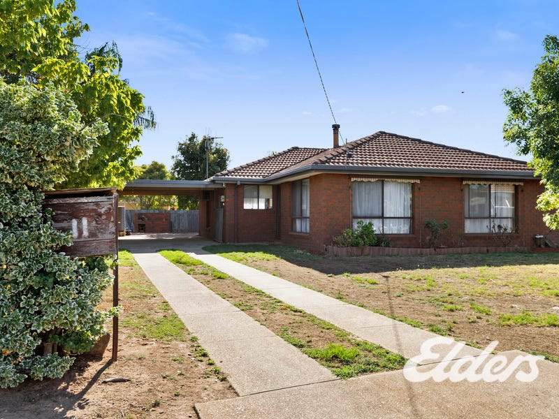 11 Weston Close, Yarrawonga, Vic 3730 - Property Details