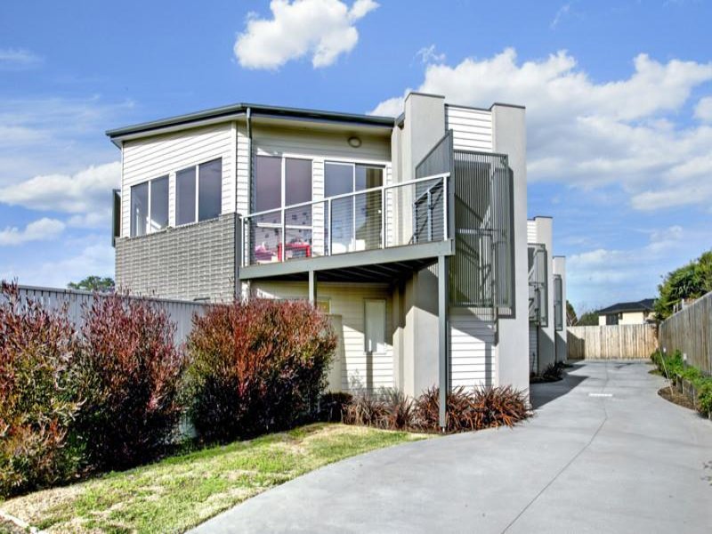 1/4 Dora Avenue, Blackburn, VIC 3130 - realestate.com.au