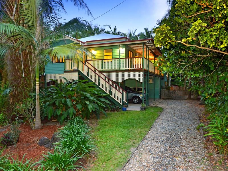 11 Mason Street, Stratford, Qld 4870 - Property Details