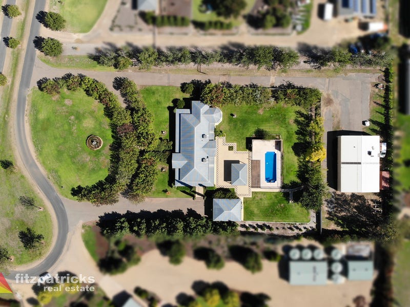 8 Stringybark Place, Springvale, NSW 2650 - Property Details