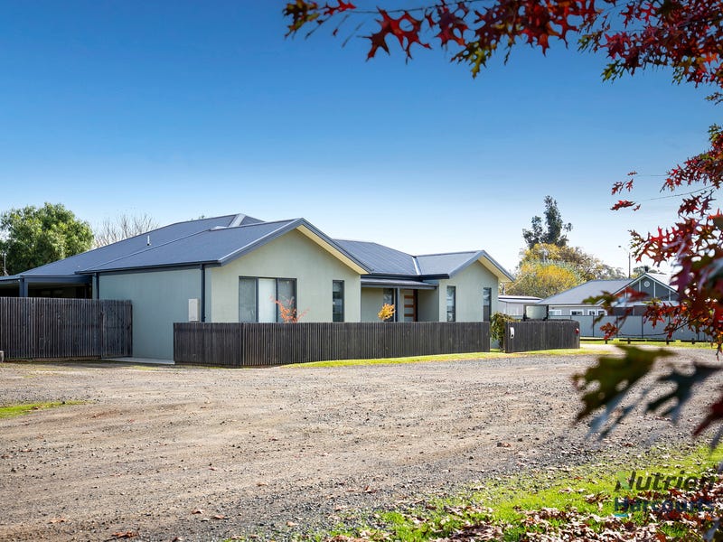 1 Railway Place, Yea, Vic 3717 - Property Details