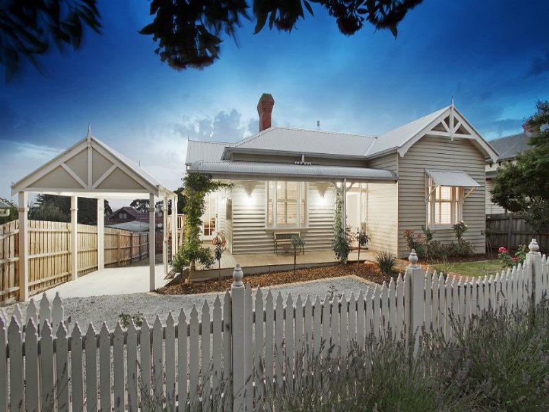 144 Princes Way, Drouin, Vic 3818 - Property Details