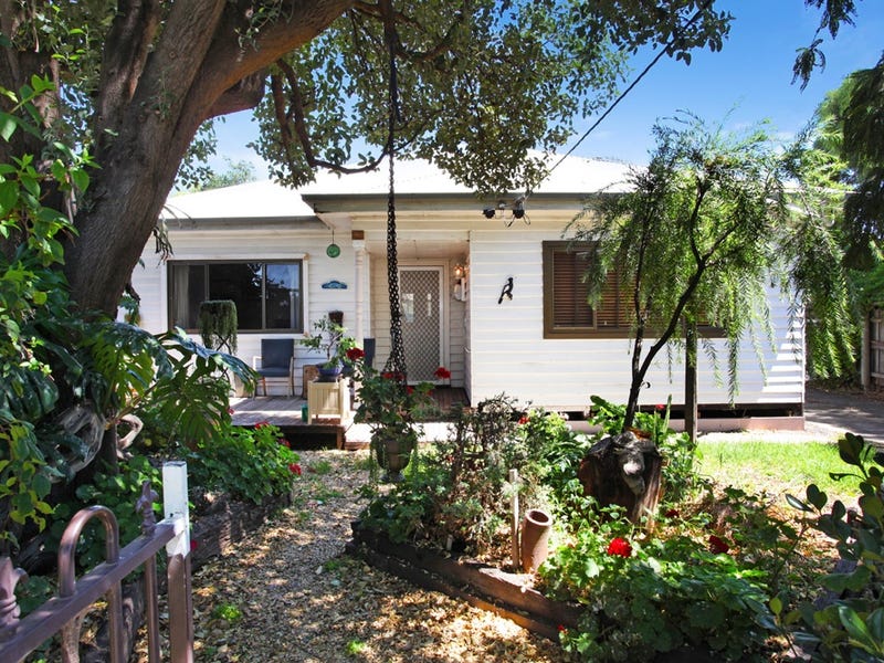 13 Maylands Street, Albion, Vic 3020 - Property Details