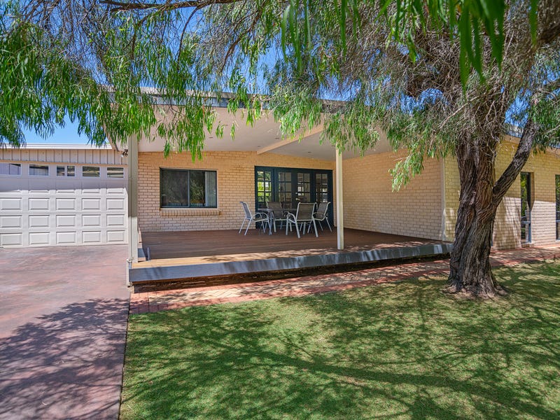 16 Armstrong Road, Broadwater, WA 6280 - Property Details