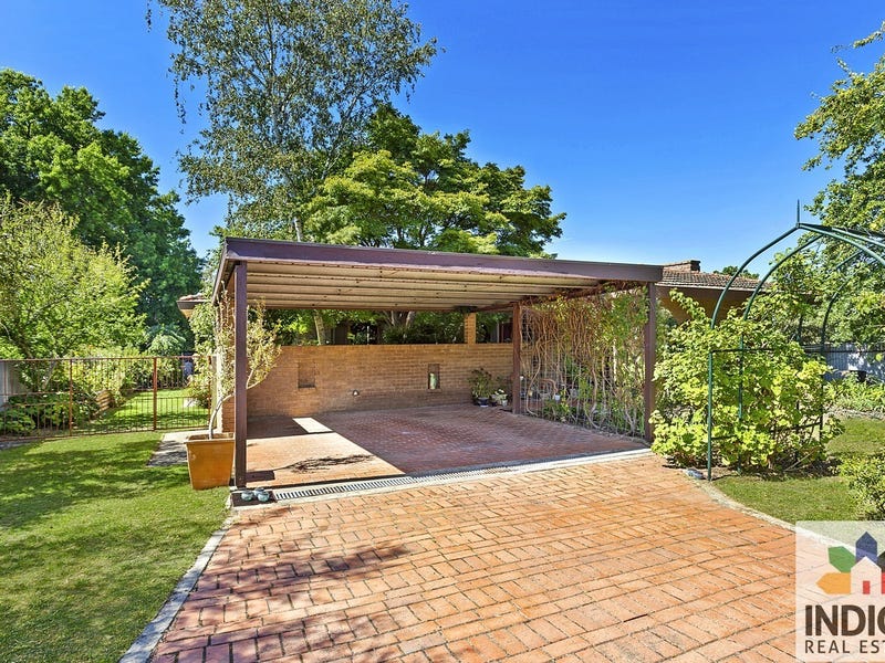 32 Spring Street, Beechworth, Vic 3747 - Property Details