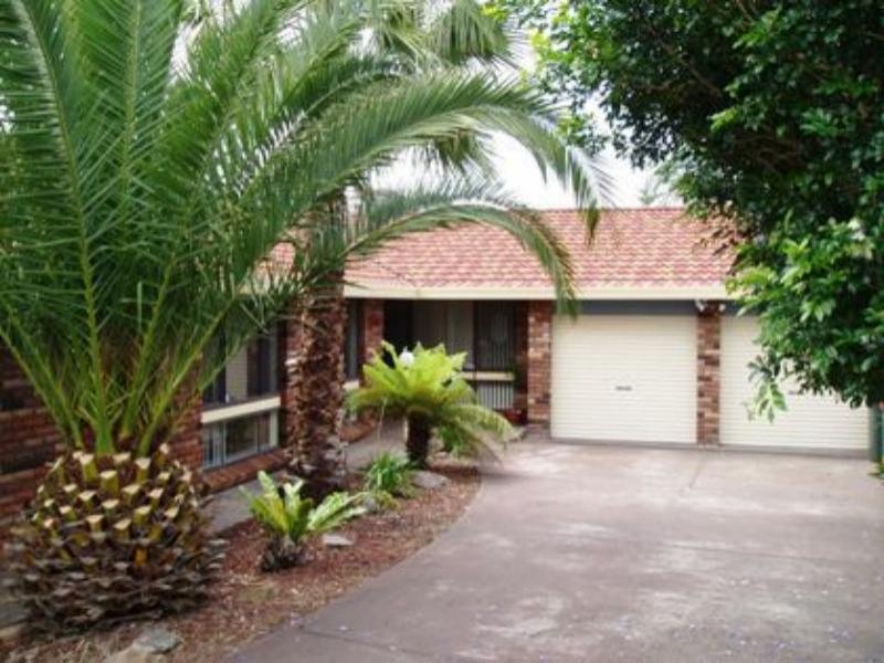 70 Ritchie Cres, Horsley, NSW 2530 - realestate.com.au