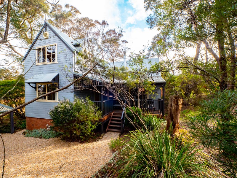 241 Govetts Leap Road, Blackheath, NSW 2785 - Property Details